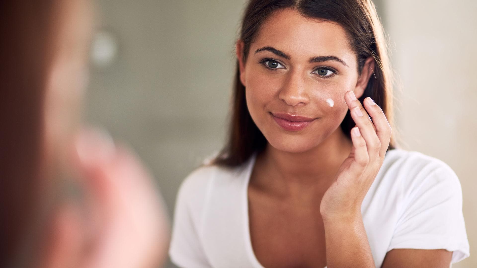 Aknenarben: Diese Pflegeprodukte helfen, sie zu beseitigen