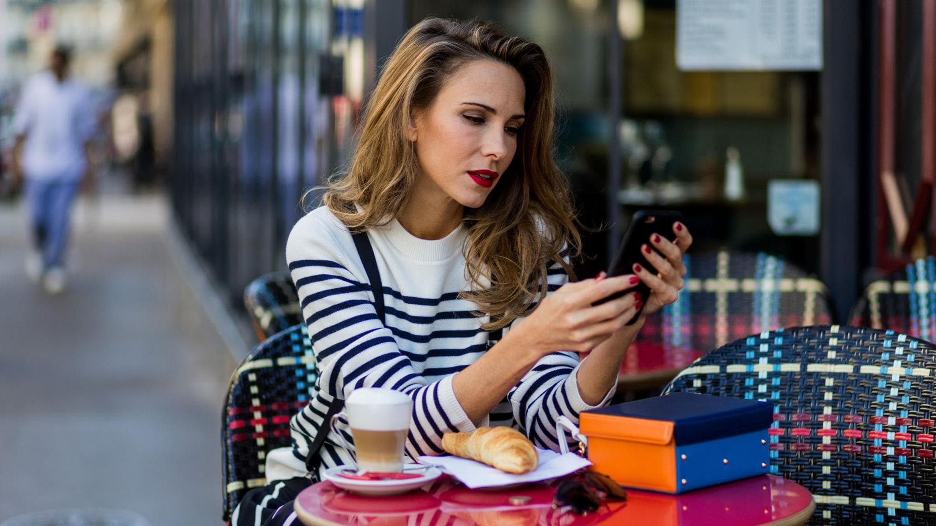 Intelligente Frauen: Das tun sie jeden Morgen