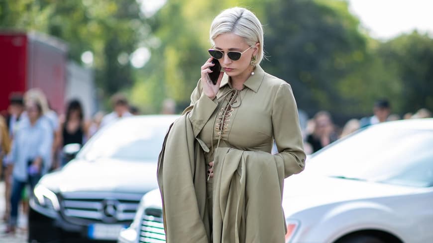 Große Brüste: die besten BHs, Styling-Tipps und Stars mit großer Oberweite