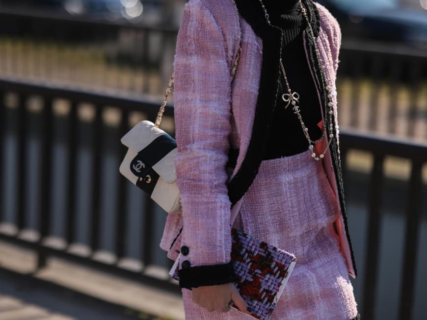 Chanel Kostüm Klassiker: Das solltet ihr über den stylischen Zweiteiler ...
