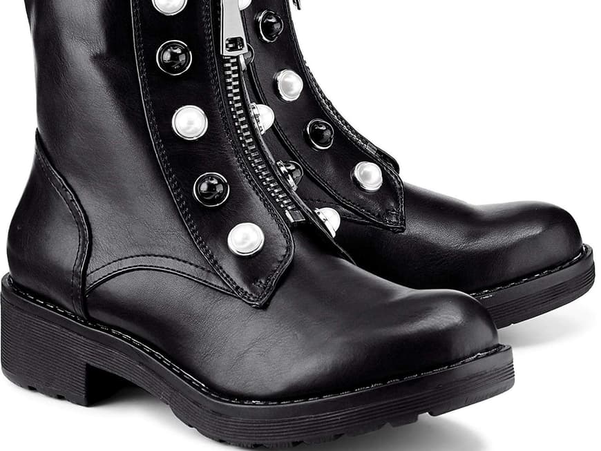 Stiefel mit Verzierungen: Die schönsten Herbst-Modelle mit Nieten ...