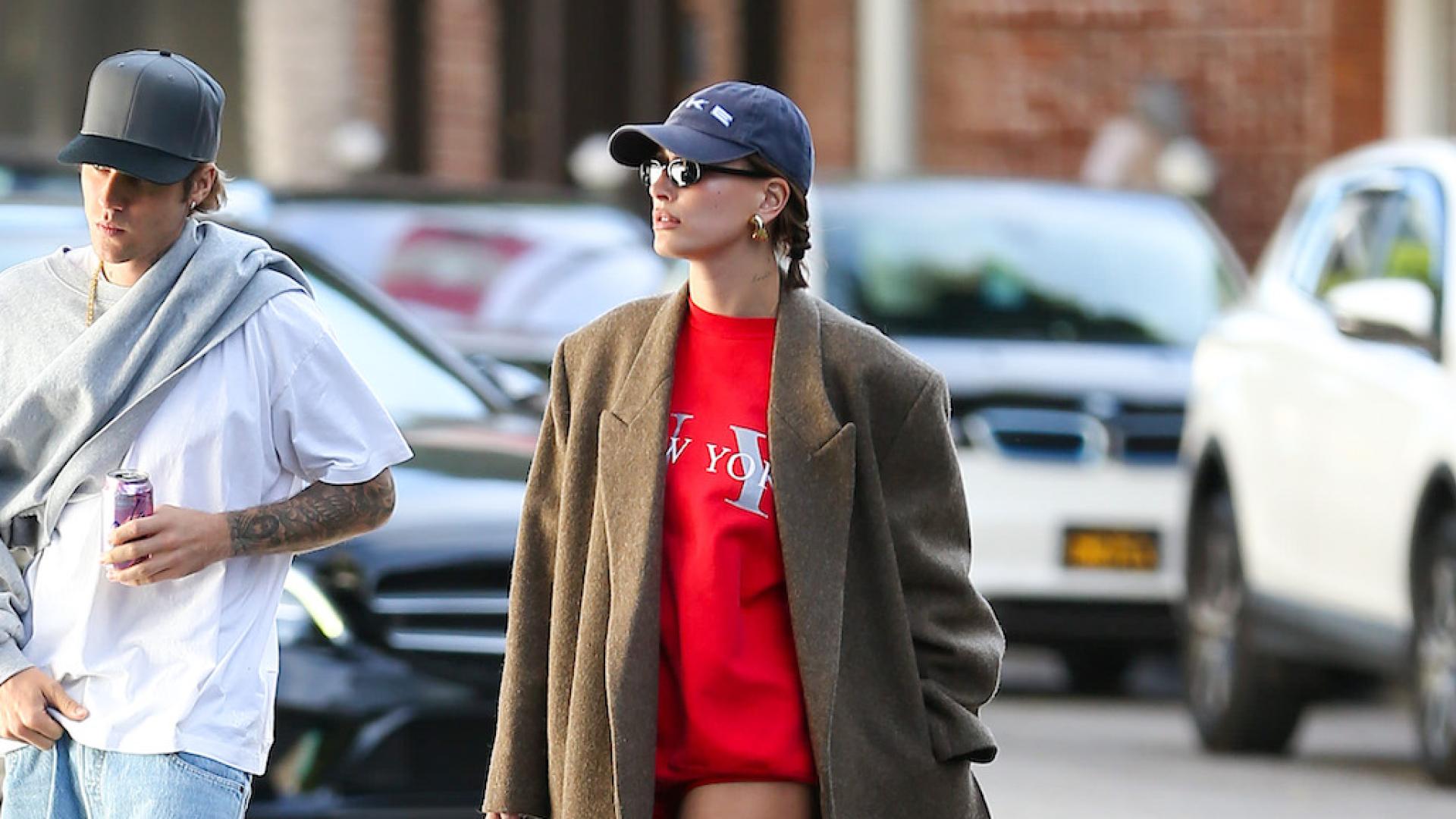 Statt Sneaker: Hailey Bieber schwört jetzt auf diese Flats