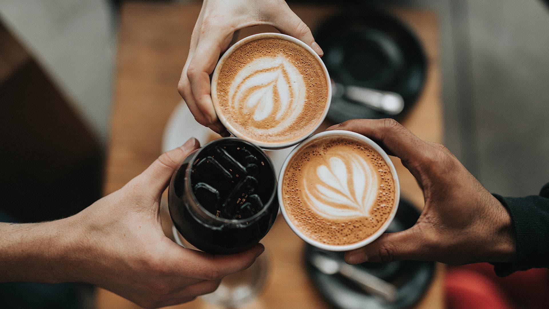 Die Vergangenheit im Kaffeesatz lesen