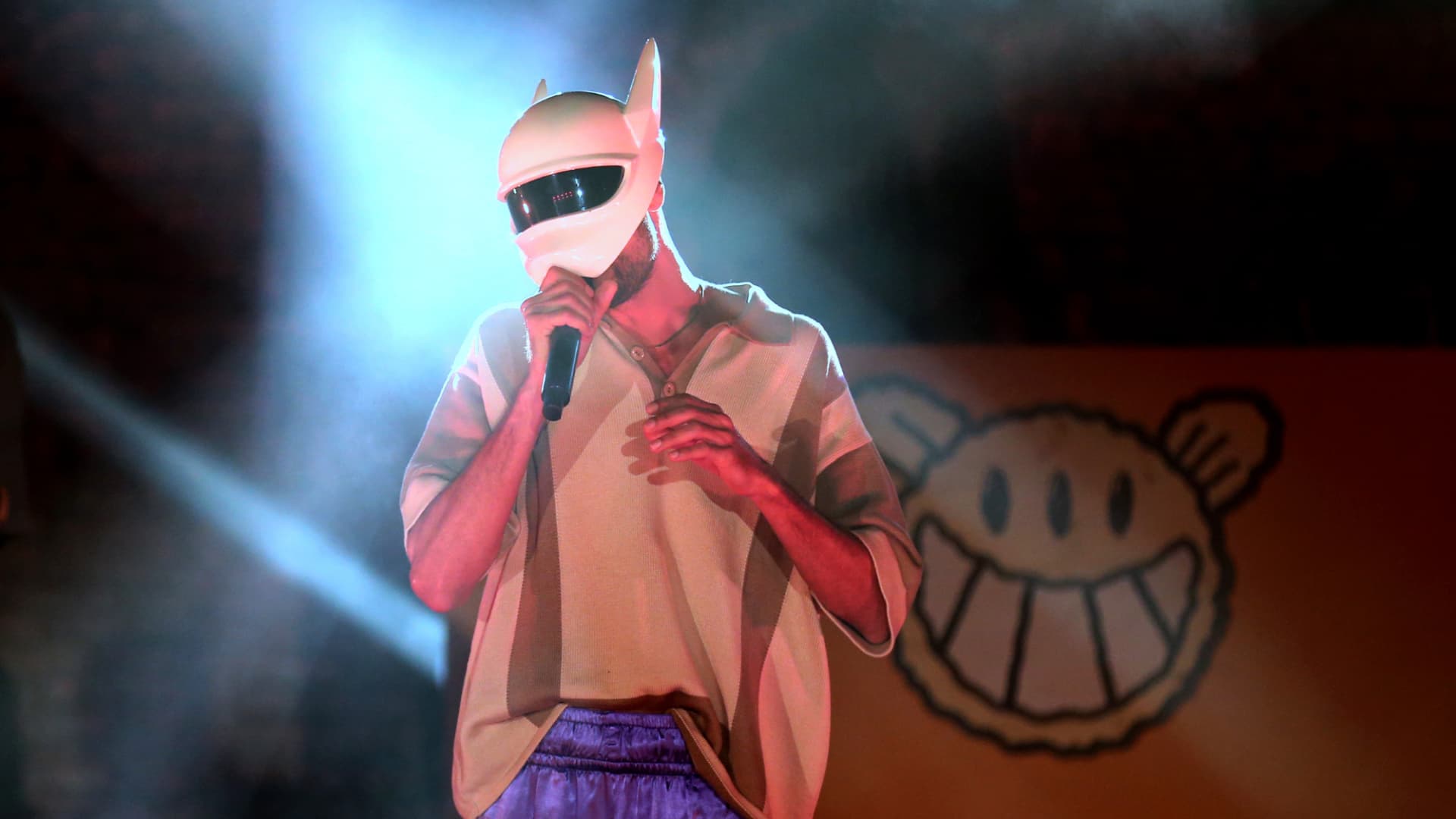 Rapper Cro im Interview über Bedeutung von Mode und die Definition von ...