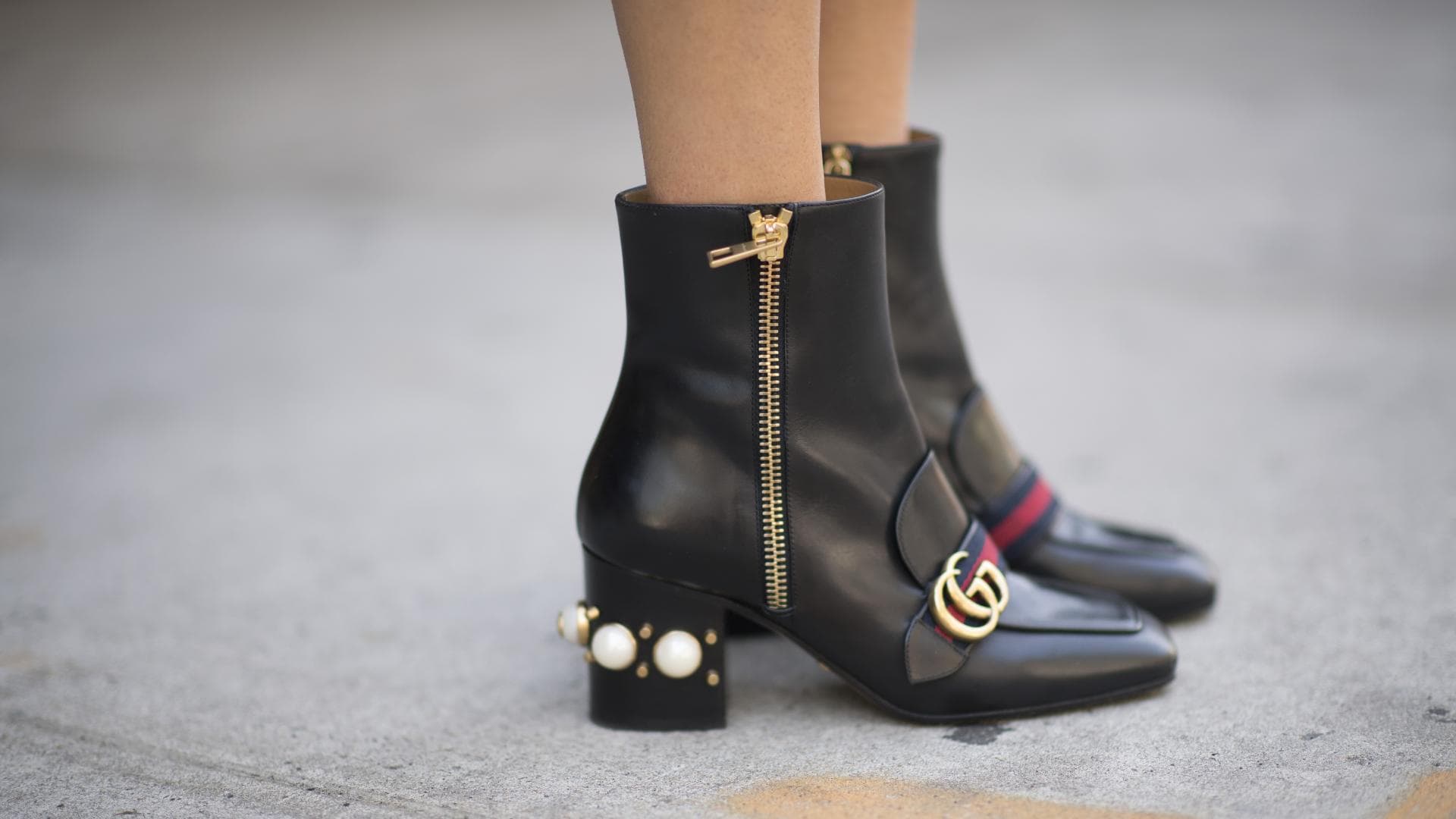 Stiefel mit Verzierungen: Die schönsten Herbst-Modelle mit Nieten ...
