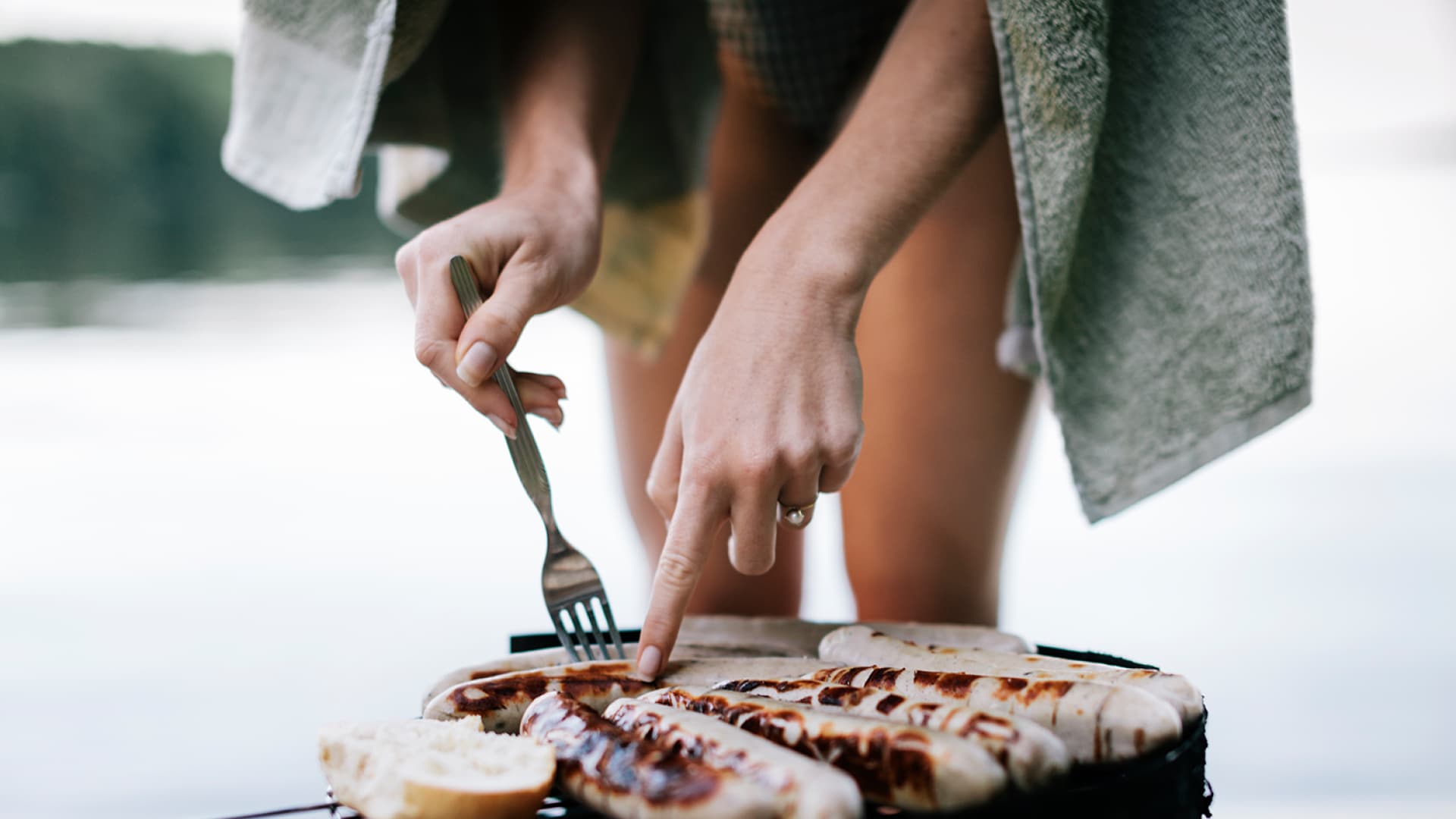 Fleisch: Diese ekligen Dinge passieren, wenn du zu viel davon isst