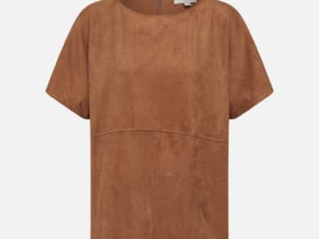 Wildleder: Das sind die schönsten Kleider aus dem angesagten Stoff