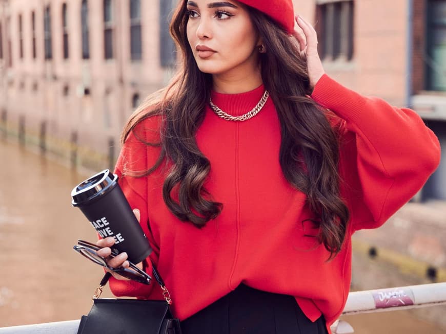 Samira Safi exklusiv im Fact Friday Fashion Interview