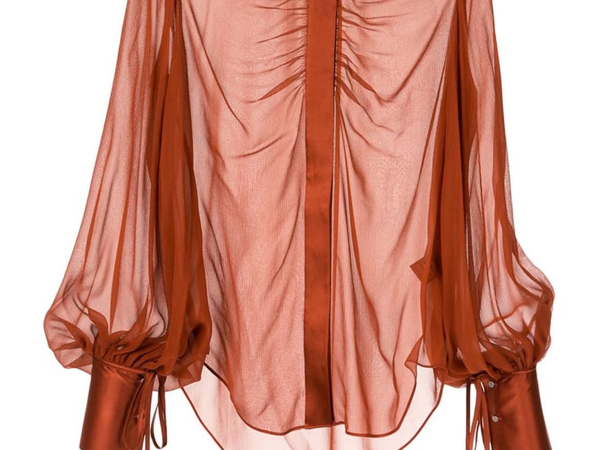 Transparente Blusen: DIESE Modelle liegen in dieser Saison im Trend
