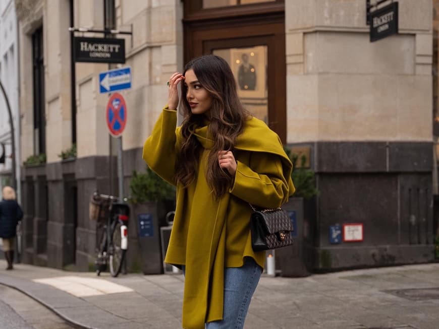 Samira Safi exklusiv im Fact Friday Fashion Interview