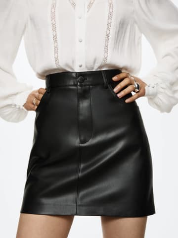 Herbst-Trends 2022: Die 5 schönsten Teile aus der neuen MANGO-Kollektion