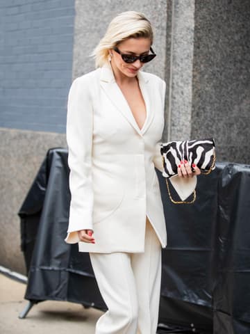 Unterwäsche-Trends 2022: Dieser BH für eine große Oberweite gibt eine ...