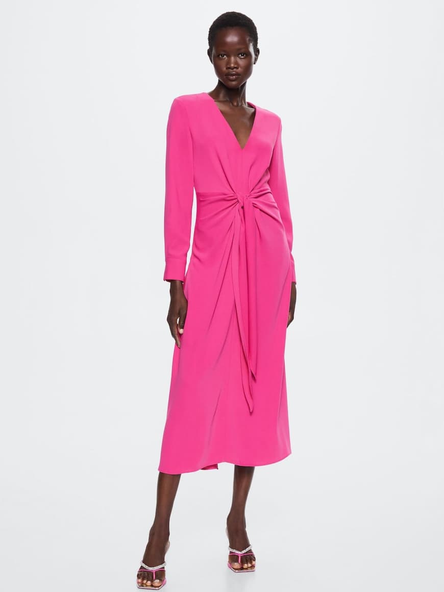 Herbst-Kleider 2022: 4 Must-have Dresses von MANGO, die wir jetzt shoppen