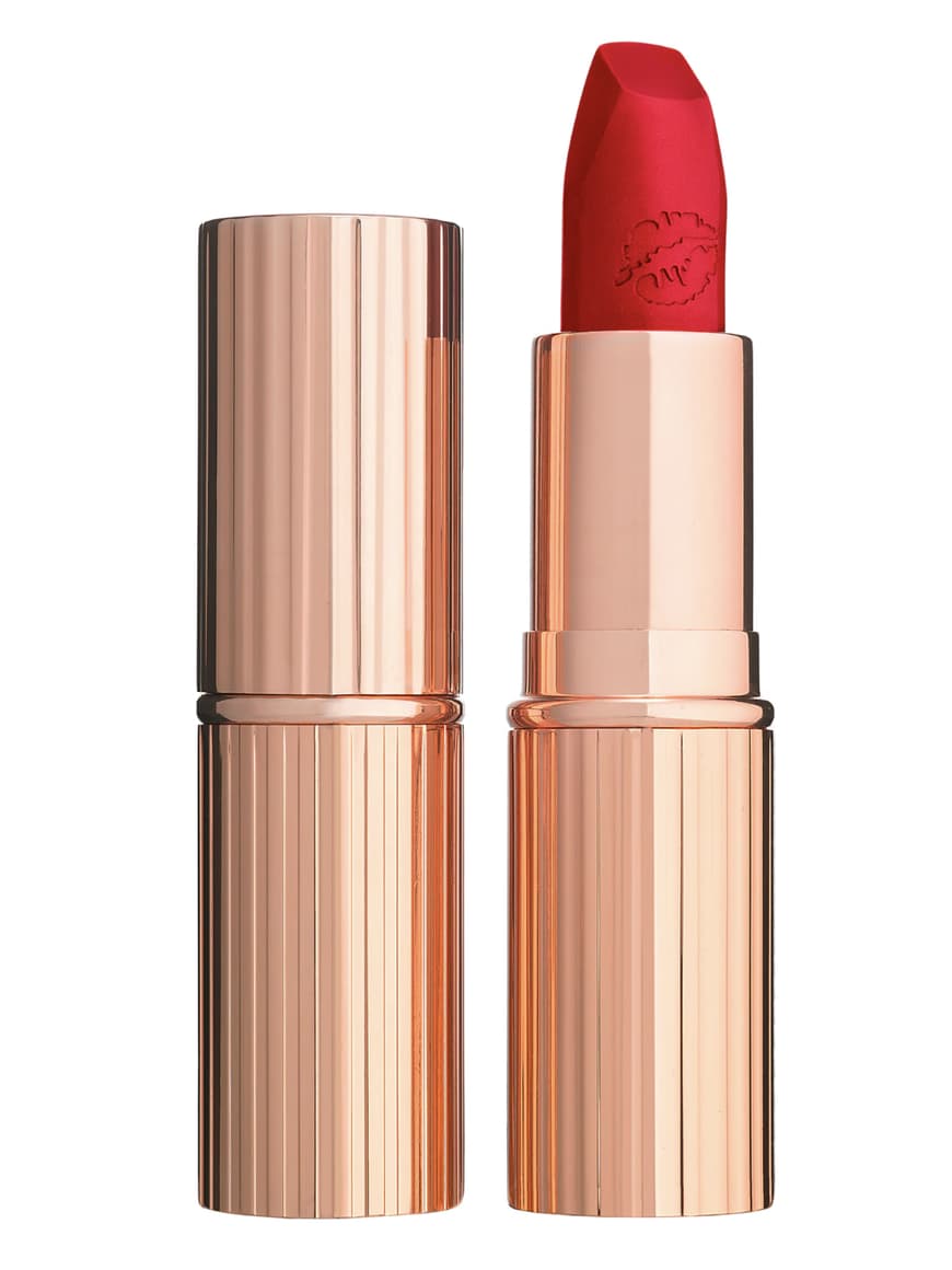 Beauty-Trends 2023: Mit diesen 3 Tricks sehen eure rote Lippen aus wie ...