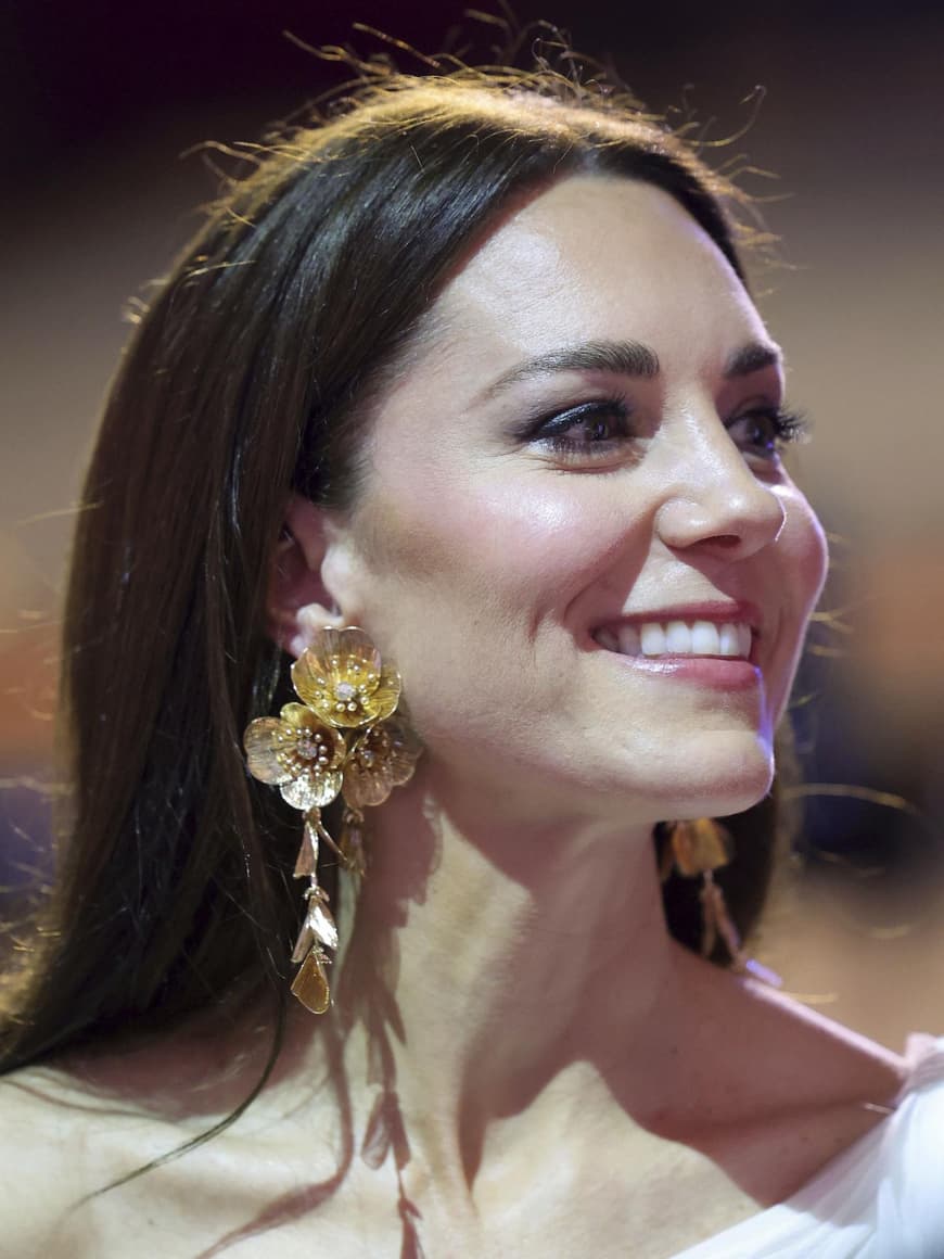 Prinzessin Kate glänzt bei den BAFTA's mit auffälligen Ohrringen – und ...