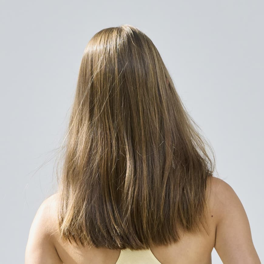 "Liquid Hair" wollen 2024 alle haben – so gelingt der Haar-Trend